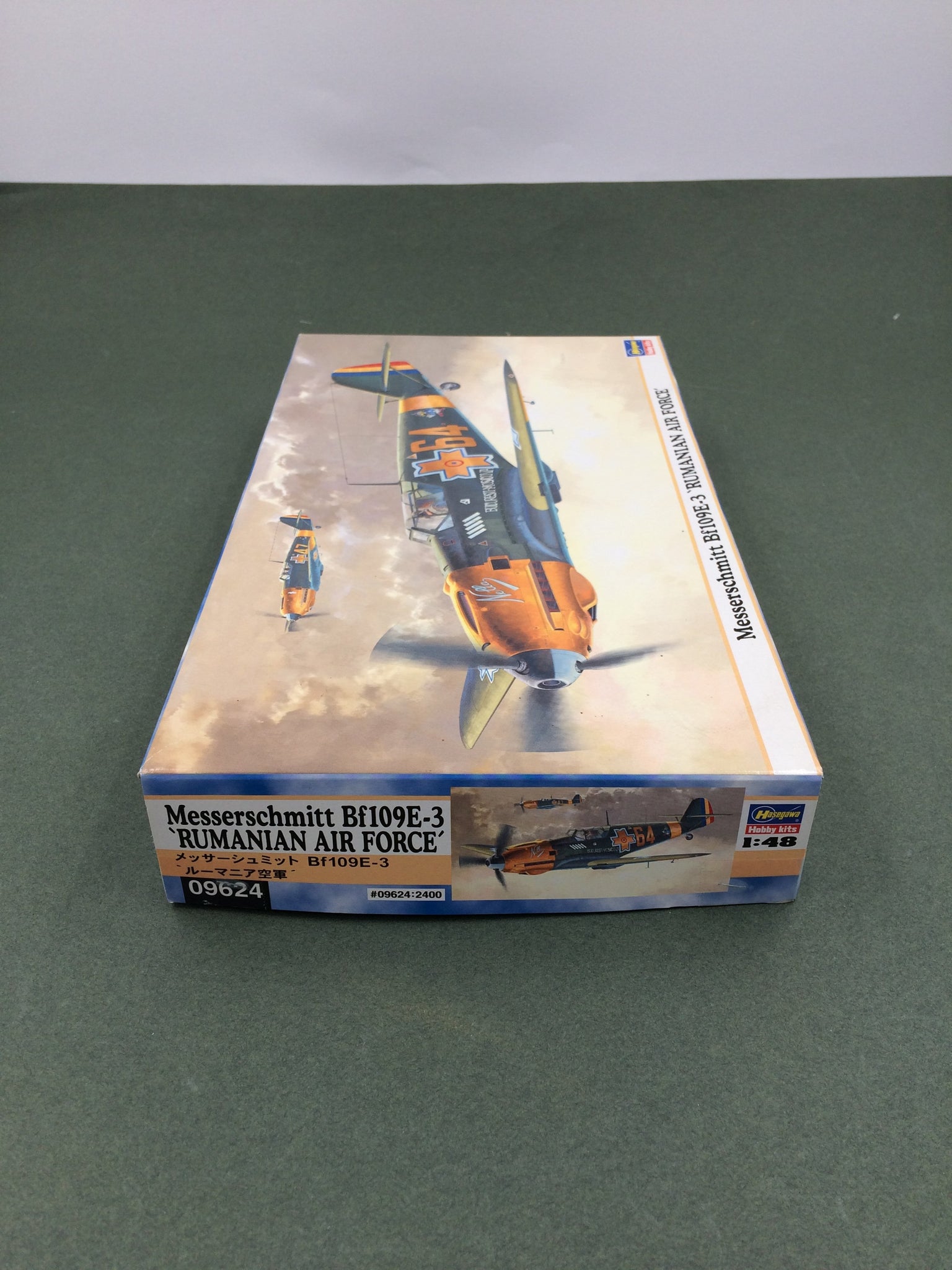 MAQUETTE À MONTER - Messerschmitt Bf109E-3 `Rumanian Air Force´ Hasega – aviation.brussels